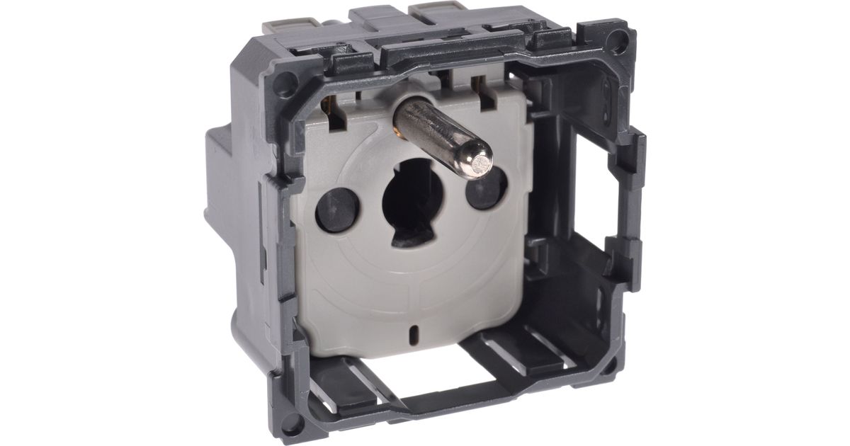 Legrand Plug socket with earthing 16A 250V - 067121 - Pistikud ja ...